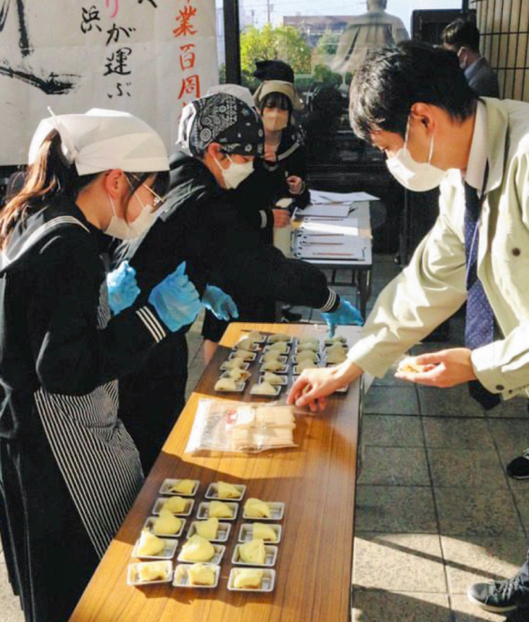 お味はいかが？「サバまん」PR 小浜第2中生が試食会 | 日々URALA（ウララ）福井県のおすすめ情報