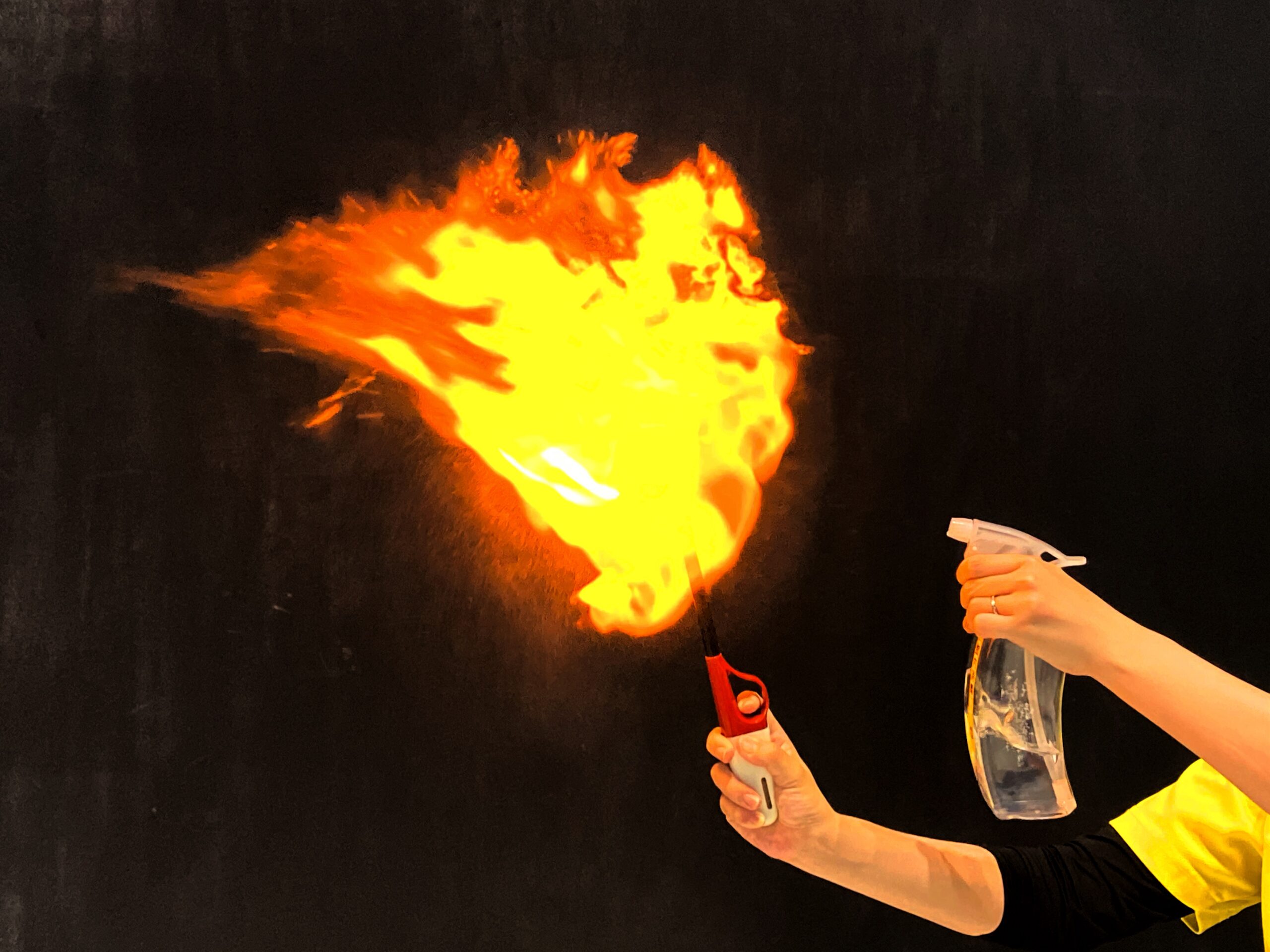 サイエンスショー「3・2・1 ファイヤー‼」 | 日々URALA（ウララ）