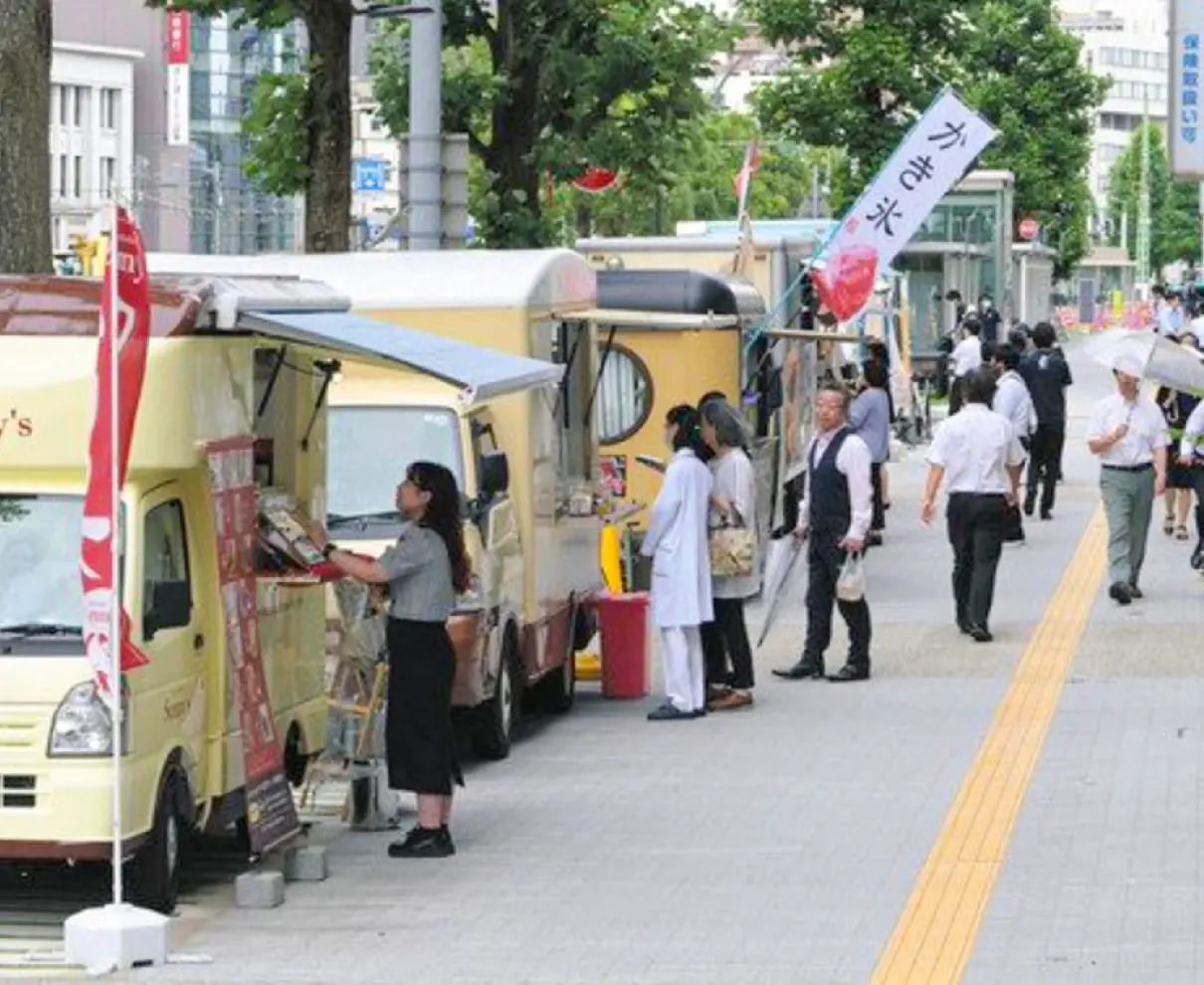 ふくみち、新歩道にぎわう 中央大通りにキッチンカー集結 | 日々URALA（ウララ）福井県のおすすめ情報